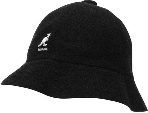 Мужские брендовые кепки: модели от Kangol (Кангол) с кенгуру как у Эминема
