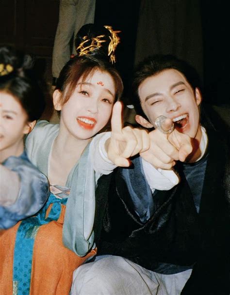 Pin De Monica Em 王鹤棣 Dylan Wang Dramas Casa De Elvis Presley