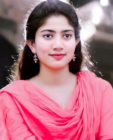 Rashmika Mandanna Cute Expressions Hd Wallpapers Artofit