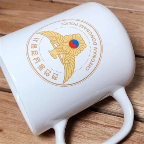 머그나라 제작사례 로고·바닥 인쇄