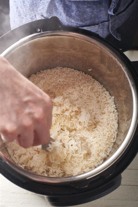 How To Cook Perfect Rice In An Instant Pot — The Mom 100