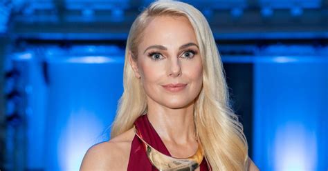 Premiere Am Opernball Schneider Gibt Exklusive Einblicke Weekend At