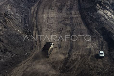 HARGA BATU BARA ACUAN SENTUH LEVEL TERTINGGI ANTARA Foto
