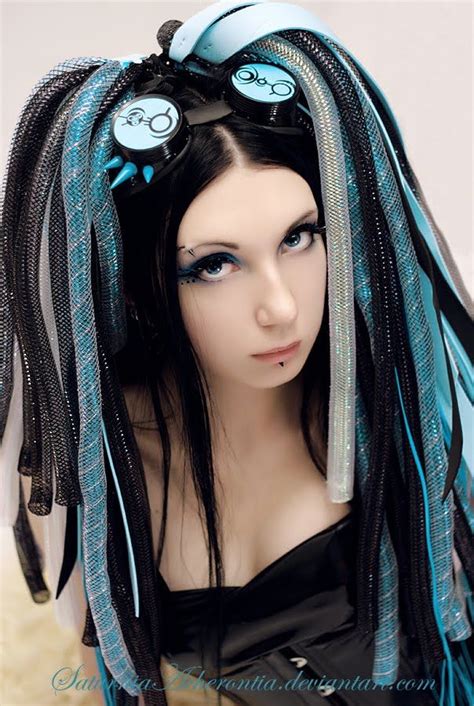 Cybergoth Or Cyberpunk Cybergoth Fashion Cybergoth Gothic Fashion