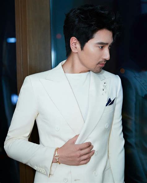Pin By Susanti Hanie On Mark Chao Good Looking Men Asian Actors Actors
