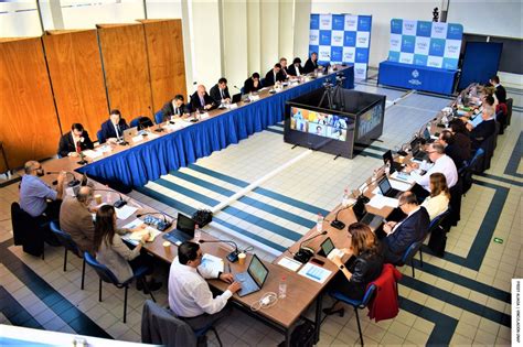 Rectoras Y Rectores Del CRUCH Se Comprometen A Trabajar En La