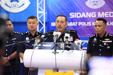 Kota Bharu Dua Anggota Jabatan Pengangkutan Jalan Jpj Ditahan Polis
