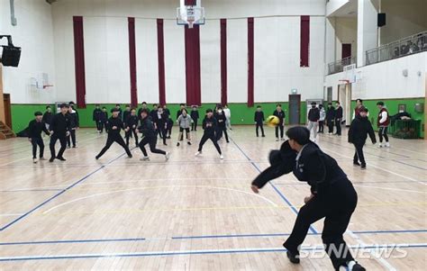 논산중학교 학생자치회 주관으로 미니체육대회 실시