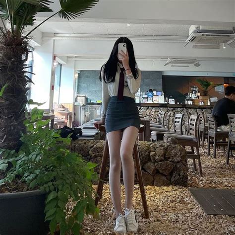 이효정 Ho Oy Jg • Instagram 사진 및 동영상 여자 교복 아름다운 여성 몸매좋은 여자