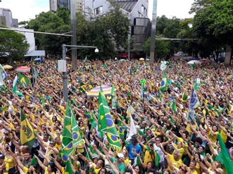 Manifestações Pró E Contra Candidatos A Presidente Marcaram O Fim De