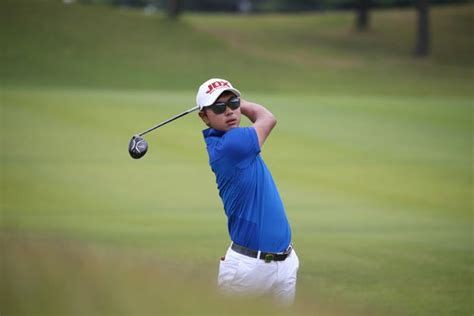 황중곤 올해로 환갑이 된 Kpga 챔피언십 우승새롭게 제작된 우승트로피 첫 주인공 네이트 스포츠