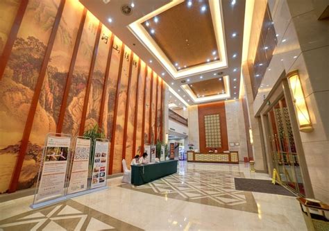 漳浦东南花都温泉酒店地址 官寻镇溪坂村马口 324国道花博园旁 艺龙旅行网