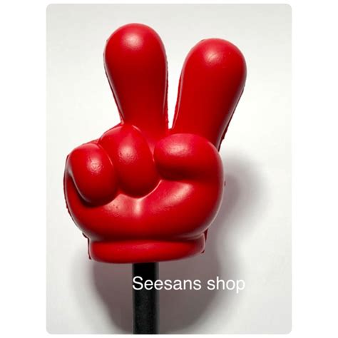 1ชิ้น ตัวเสียบเสาอากาศรถยนต์ มือชู2นิ้ว สีแดง สู้ตาย Shopee Thailand