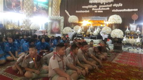 วันที่ 1 ธันวาคม 2559 โรงเรียนหน้าพระลาน พิบูลสงเคราะห์