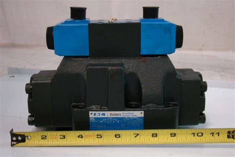 Eaton Vickers Directional Control Valve 5000psi DG5V 8H 6C T M U B 10