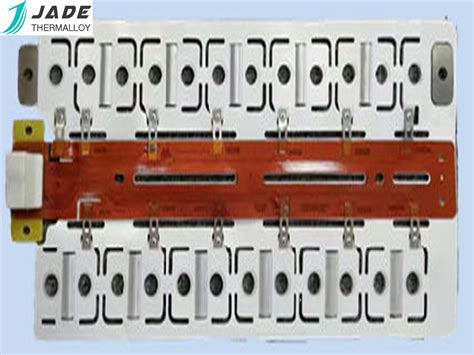 ccs with white inulating film hot pressing cells connecting system