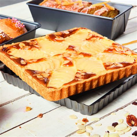 Moule à tarte carré à fond amovible acier antiadhésif acier revetu