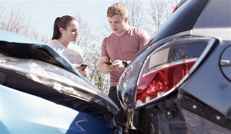 Digitalization In Insurance The Multibillion Dollar Opportunity Bain And Company