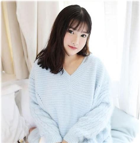 “广州漫展”事件持续爆料，16岁小尤奈前期照片流出，此女不简单