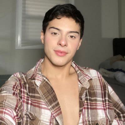 Cedric Moon On Twitter Who Is Gonna Hop In The Shower With Me