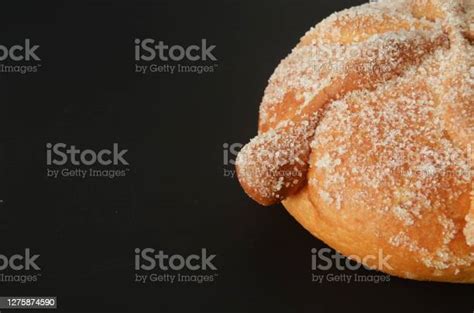 죽은 빵의 날 달콤한 빵 멕시코에서 죽은 자의 하루의 전통 빵 0명에 대한 스톡 사진 및 기타 이미지 0명 11월 공휴일