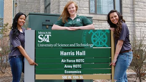 A New Chain Of Command