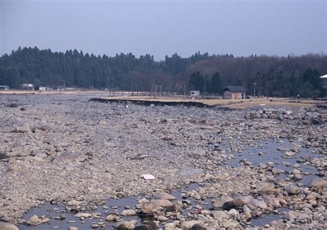 余笹川の氾濫によるふれあい公園 の侵食被害気象災害画像データベース