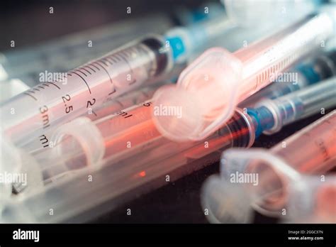 Closeup Shot Of A Bunch Of New Unused Syringes Stock Photo Alamy