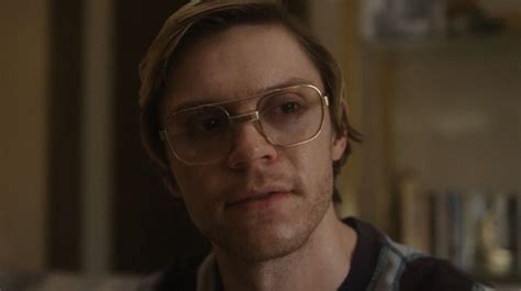 10 Scenes From Netflixs Monster The Jeffrey Dahmer Story That Will