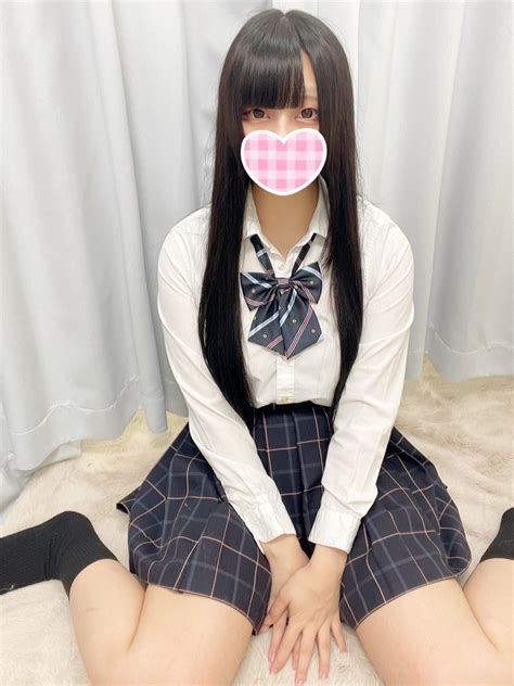 体験入店速報 黒髪ロングのJK上がりたて18歳 派遣型JKリフレ 新宿制服オーディション