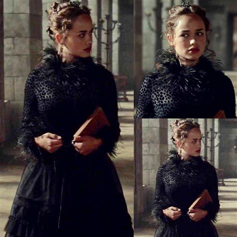 Season 4 Episode 02 A Grain Of Deception Mourning Dress Reign