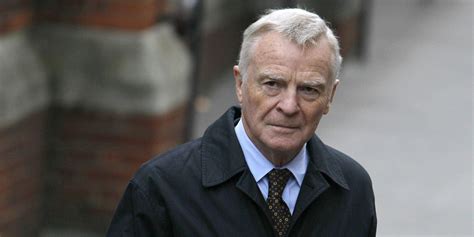 Morre Max Mosley Polêmico Ex Presidente Da Fia Aos 81 Anos