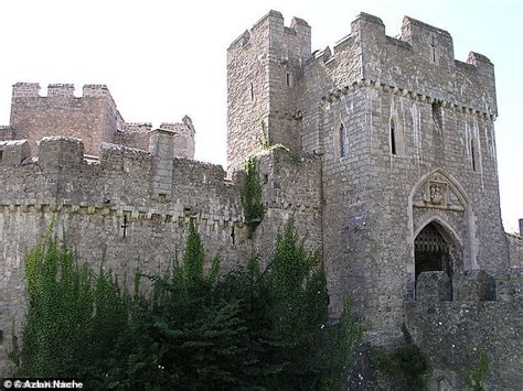 Hippie Hogwarts Gets Even Hippier Royals At Welsh Castle School Will