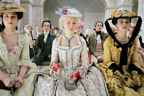 17 Must See Oscar Winning Movie Costumes Photos Wwd