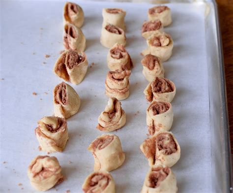 Mini Cinis Quick Mini Cinnamon Rolls Community Table