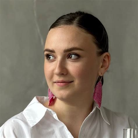 АНГЕЛИНА ХОЛОД • КОНТЕНТ МЕЙКЕР • Ugc • СТОРИС Coldmam • Threads