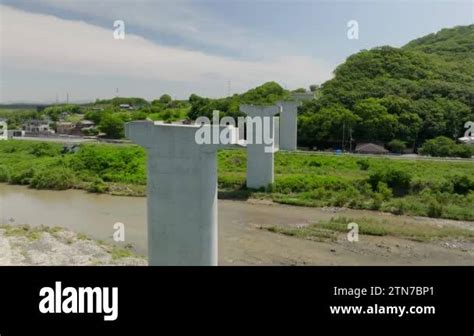 High Rising Columns Stock Videos And Footage Hd And 4k Video Clips Alamy