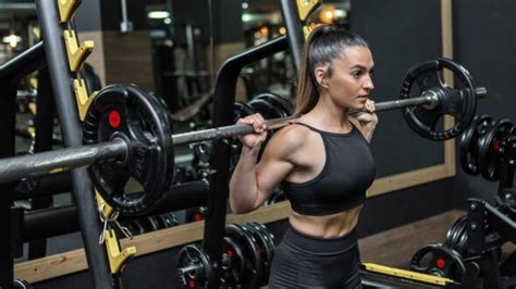 10 Plant Powered Powerlifting Women Blog Viva The Vegan Charity