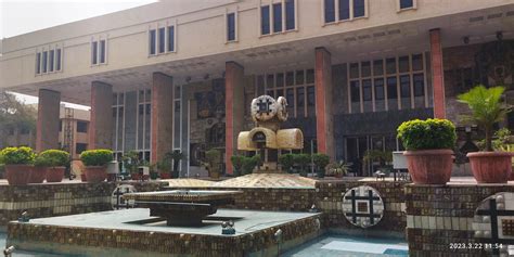The Law Advice News Delhi Hc Upholds Dismissal Of Army Officer Over