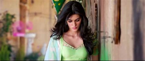 Kriti Sanon Hd Wallpapers In Heropanti