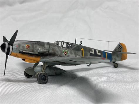 【未使用に近い】タミヤ 172 ドイツ空軍 メッサーシュミット Bf109g 6 完成品 Luftwaffe Messerschmittの