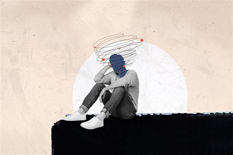 트렌드 아트 워크 복합 스케치 이미지 3d 사진 콜라주 슬픈 내장 머리가없는 가장자리 절벽에 앉아 불행한 머리 근처에서 손을 잡고 딜레마를 생각하십시오 불안에 대한 스톡