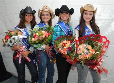 Araçariguama Elege Sua Rainha E Princesas Do Rodeio 2010 Guia São Roque