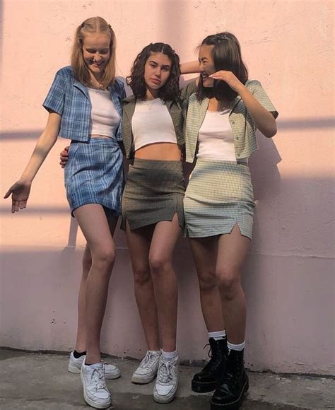Aesthetic 90s Outfits Skirts