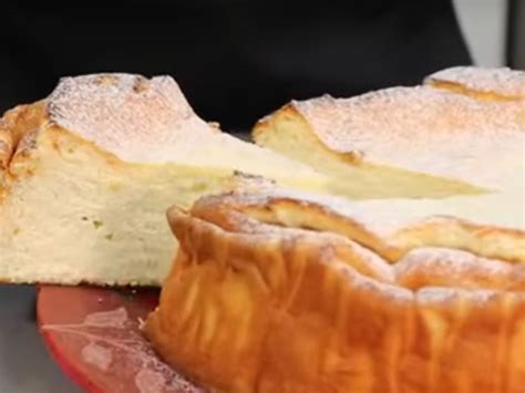 Ідеально підходить для сніданку — повітряний десерт без борошна і масла