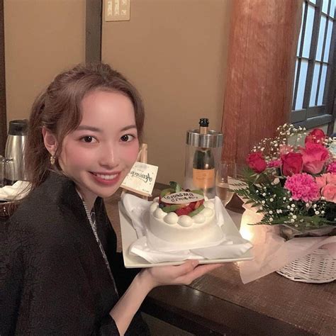 水紀華さんのインスタグラム写真 水紀華instagram「🌹﻿ ﻿ ﻿ ﻿ 恋愛ワークブック﻿ ﻿ 皆さんが『読みました〜』って﻿