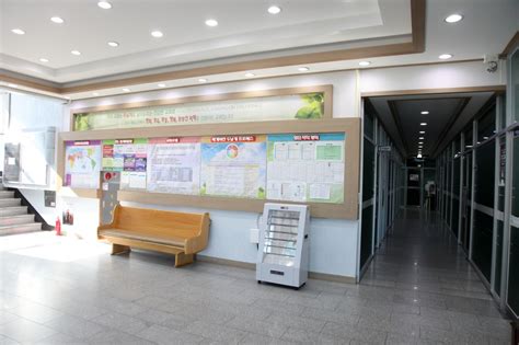 현관로비 1층 인동교회 시설소개 인동교회 indongch org