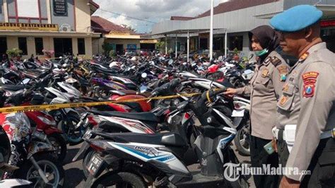 Ratusan Pelajar Nekat Balapan Liar Di Jalan Diponegoro Dan Jalan Kabupaten Polisi Amankan