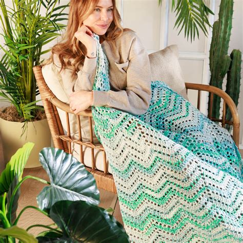 Bernat Eyelet Waves Crochet Blanket Yarnspirations