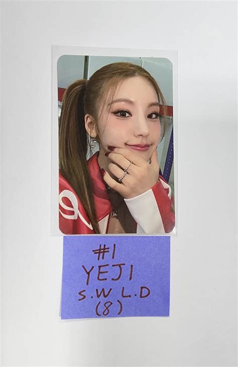 Itzy Kill My Doubt Soundwave Lucky Draw Event Photocard